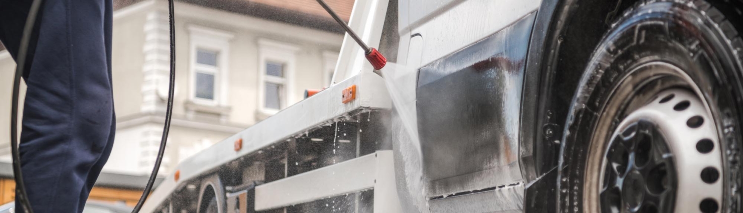 Truck Fleet Washing | H2O Tulsa